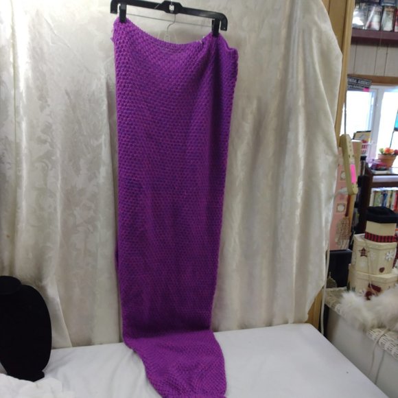 Laughing Cat | Bedding | Nwt Purple Laughing At Mermaid Snuggie Wrap ...